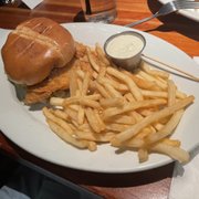 FISH DADDY’S GRILL HOUSE - 183 Photos & 228 Reviews - 10624 E 71st St ...