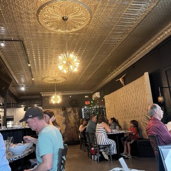 ALMA KITCHEN - Updated July 2024 - 197 Photos & 113 Reviews - 15402 ...