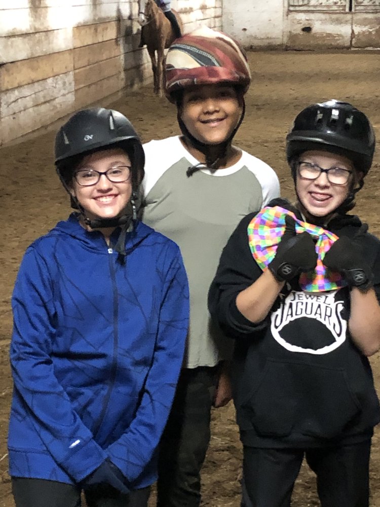 HUNTOON STABLES - Updated October 2025 - 507 Oak St, North Aurora ...