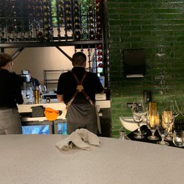 CURATE - Updated December 2025 - 182 Photos & 123 Reviews - 2930 Plaza ...