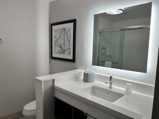 HOLIDAY INN EXPRESS & SUITES MORENO VALLEY - RIVERSIDE - Updated ...