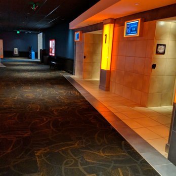 REGAL INDEPENDENCE PLAZA - Updated December 2025 - 133 Photos & 41 ...