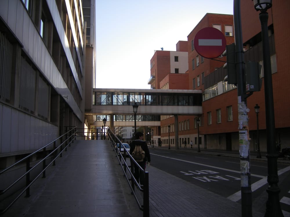 HOSPITAL CLÍNICO UNIVERSITARIO DE VALENCIA - Updated August 2025 - 15 ...