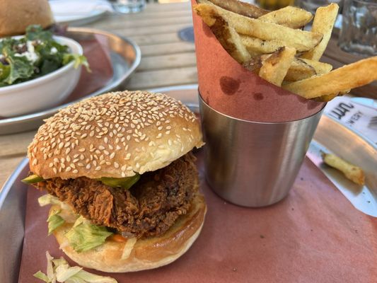 BEERTOWN PUBLIC HOUSE WHITBY - Updated December 2025 - 39 Photos & 10 ...