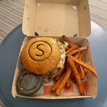 SAMMY’S CRAFT BURGERS & BEER - Updated June 2025 - 518 Photos & 653 ...