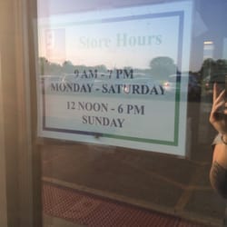 GOODWILL - 23 Reviews - 912 W Anthony Dr, Champaign, IL - Yelp