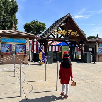 CASTLE PARK - Updated June 2024 - 600 Photos & 768 Reviews - 3500 Polk ...