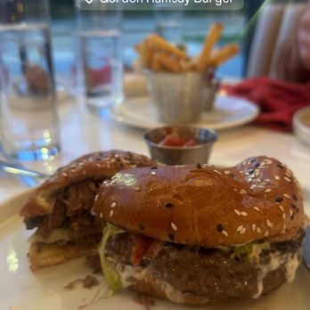 GORDON RAMSAY BURGER - Updated December 2025 - 320 Photos & 216 Reviews ...