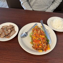 FLYING TIGER THAI RESTAURANT - Updated October 2024 - 173 Photos & 125 ...