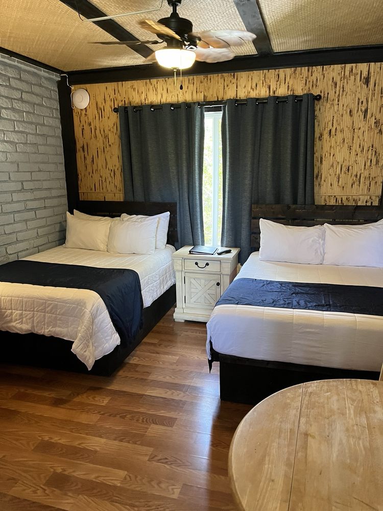 CAPTAIN PIP’S MARINA & HIDEAWAY - Updated December 2025 - 320 Photos ...