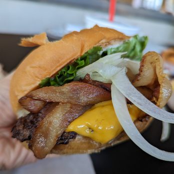 TRUEBURGER - Updated October 2025 - 332 Photos & 364 Reviews - 4101 ...