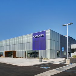 VOLVO CARS ONTARIO - 92 Photos & 243 Reviews - 1300 Auto Center Dr ...
