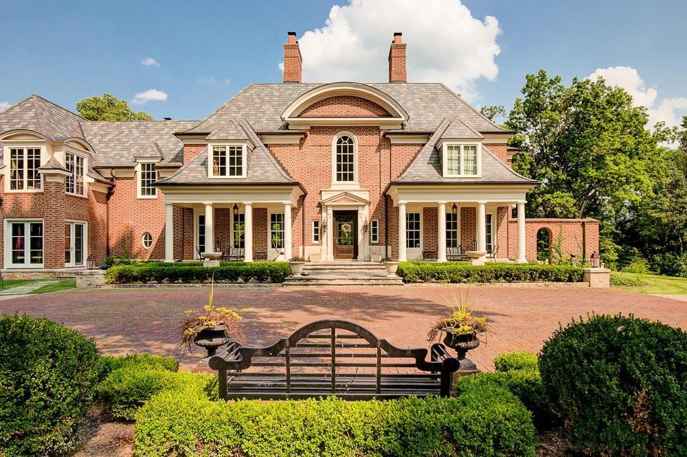 LYN WILLIAMS: RE/MAX ACHIEVERS - Updated April 2025 - Contact Agent ...