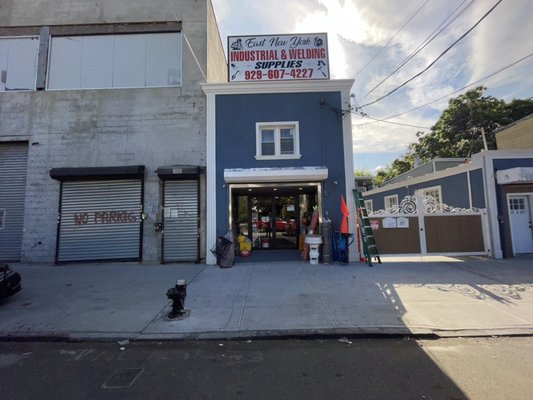 EAST NY INDUSTRIAL HARDWARE - 257 Hendrix St, New York, New York ...
