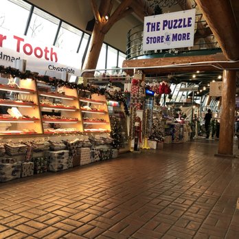 CEDAR STREET BRIDGE PUBLIC MARKET - Updated April 2026 - 22 Photos & 14 ...