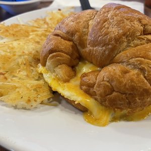 THE CRACKED EGG - 815 Photos & 714 Reviews - 6435 S Rainbow Blvd, Las ...