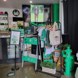 MONSTER PHO - Updated October 2025 - 1467 Photos & 1397 Reviews - 360 ...