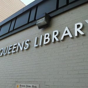 QUEENS PUBLIC LIBRARY - BROADWAY - Updated December 2025 - 24 Photos ...