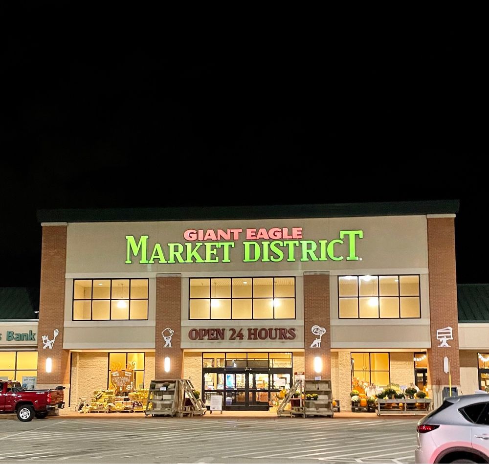 WATERWORKS MALL - Updated January 2025 - 22 Reviews - 934 Freeport Rd ...