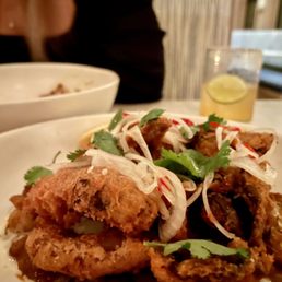 ESTE - Updated October 2025 - 1164 Photos & 365 Reviews - 2113 Manor Rd ...