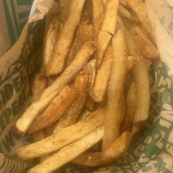 WINGSTOP - Updated September 2024 - 355 Photos & 846 Reviews - 227 Lake ...