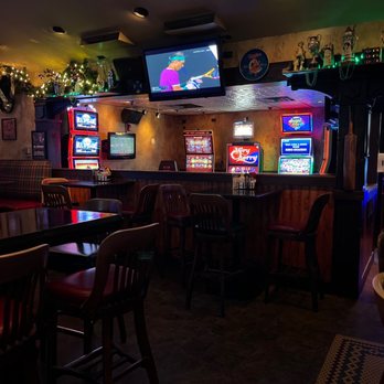 FINN MCCOOL’S IRISH SPORTS PUB - Updated June 2025 - 94 Photos & 166 ...