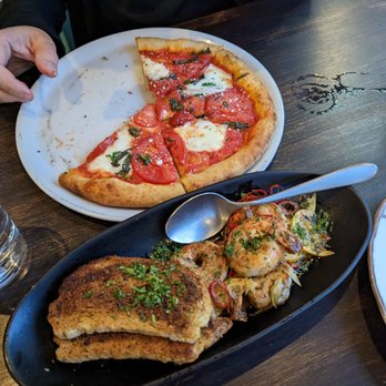 GIORGIO PIZZA BAR - Updated April 2025 - 117 Photos & 50 Reviews - 141 ...