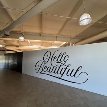 GILROY PREMIUM OUTLETS - Updated December 2025 - 250 Photos & 525 ...