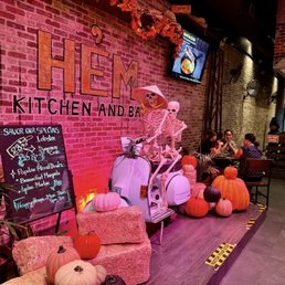 HEM KITCHEN AND BAR - Updated December 2025 - 1777 Photos & 390 Reviews ...