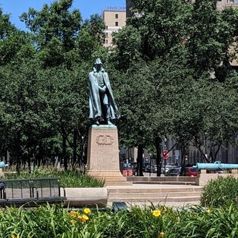 ALEXANDER MACOMB MONUMENT - Updated September 2025 - 30 Photos - Detroit, Michigan - Landmarks ...