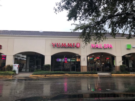 YUMMI - Updated August 2024 - 22 Photos & 55 Reviews - 1937 S Alafaya ...