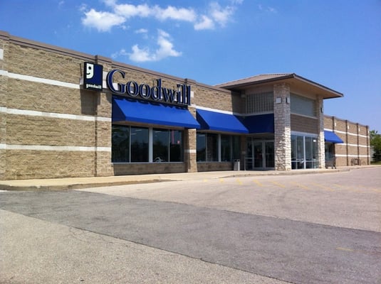 GOODWILL - Updated October 2025 - 16 Reviews - 6941 S Riverwood Blvd ...