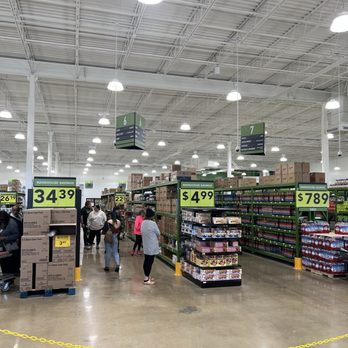 US FOODS CHEF’STORE - Updated December 2025 - 215 Photos - 4001 ...