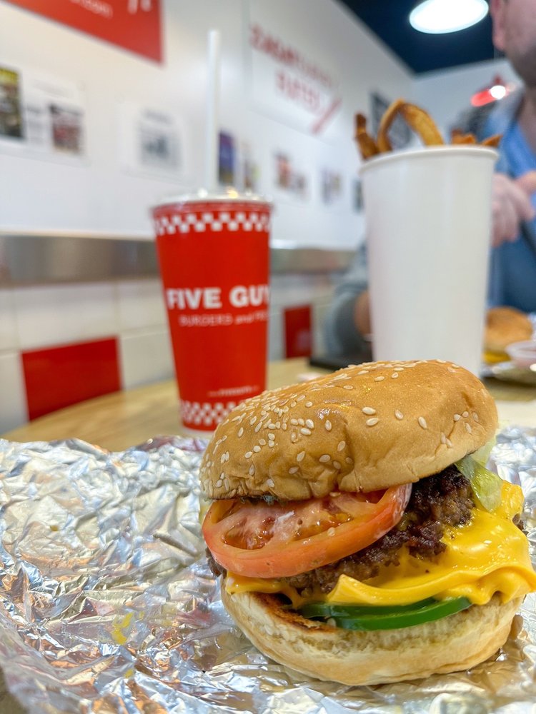 FIVE GUYS - Updated June 2024 - 92 Photos & 193 Reviews - 1570 Gateway ...