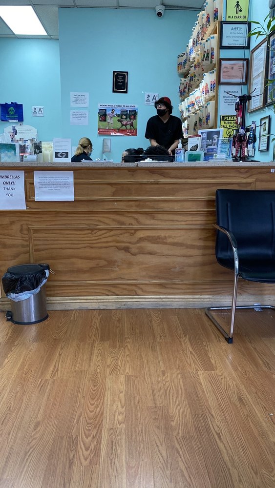 RIVERSIDE VETERINARY CLINIC - 23 Photos & 84 Reviews - 4151 Broadway ...