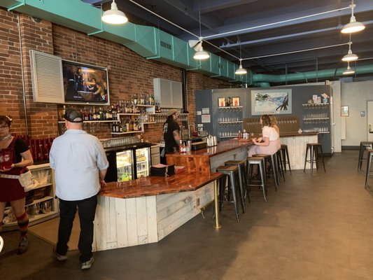 NOBLE WAVE - 221 Photos & 251 Reviews - 189 Liberty St NE, Salem, OR ...