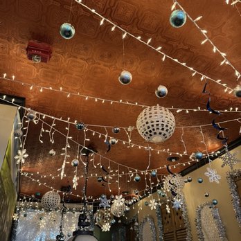 SLÁINTE IRISH PUB AND RESTAURANT - Updated December 2025 - 355 Photos ...