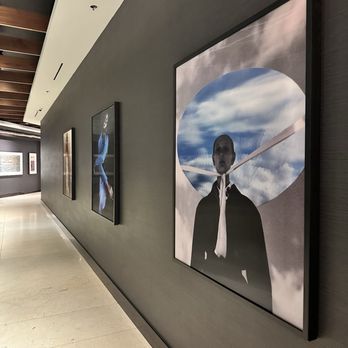 VERSA - Updated January 2026 - 459 Photos & 318 Reviews - 218 W 35th St ...