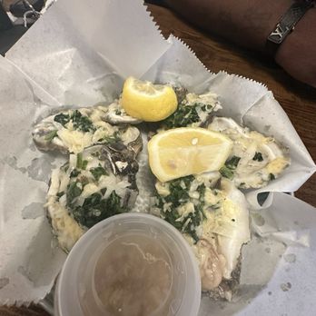 THE HALF SHELL - Updated December 2025 - 64 Photos & 74 Reviews - 1690 ...