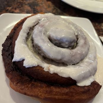 WHITE WOLF CAFE - Updated October 2024 - 1128 Photos & 901 Reviews ...