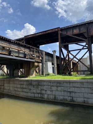 TRIPLE CROSSING - Updated September 2025 - 12 Photos - 1632-1698 E Byrd ...