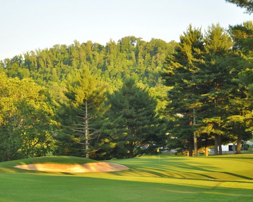 ELIZABETHTON GOLF CLUB - Updated January 2026 - 12 Photos - 185 Buck ...