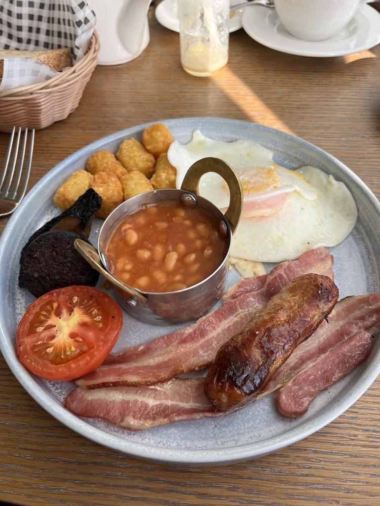 HARBAR ON 6TH - Updated July 2024 - 5 Maritime Walk, Southampton ...