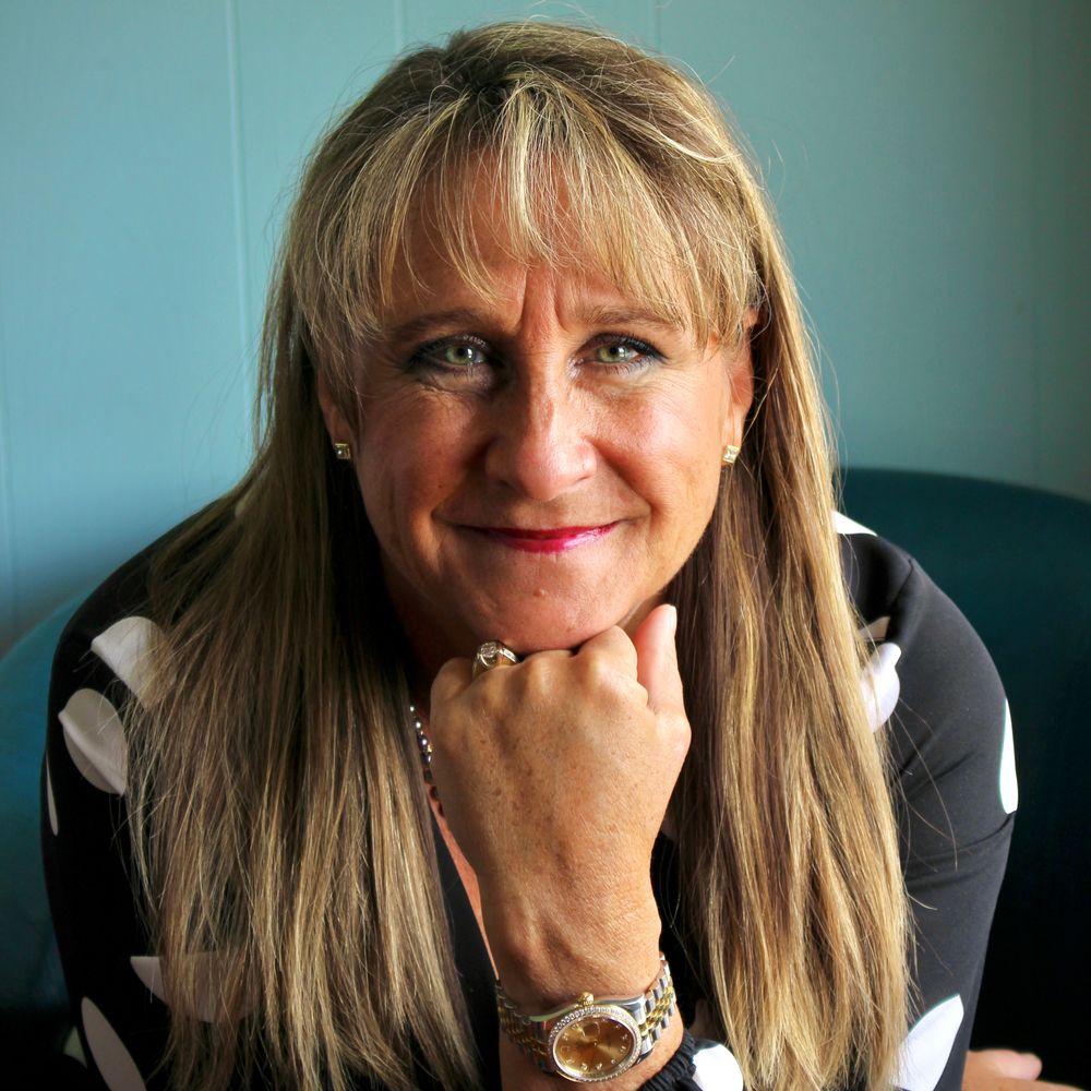 Debra Meehan's Instagram, Twitter & Facebook on IDCrawl