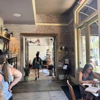 MOD COFFEEHOUSE - Updated July 2025 - 576 Photos & 651 Reviews - 2126 Post Office St, Galveston ...