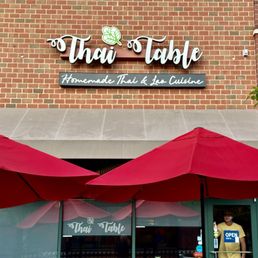 THAI TABLE - Updated December 2025 - 148 Photos & 70 Reviews - 5221 ...