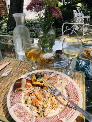 OSCAR SWAN COUNTRY INN - Updated September 2024 - 28 Photos & 47 ...