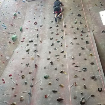 ROCKQUEST CLIMBING CENTER - Updated September 2025 - 41 Photos & 37 ...
