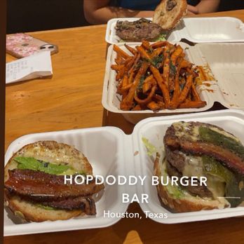 HOPDODDY BURGER BAR - Updated August 2024 - 872 Photos & 825 Reviews ...