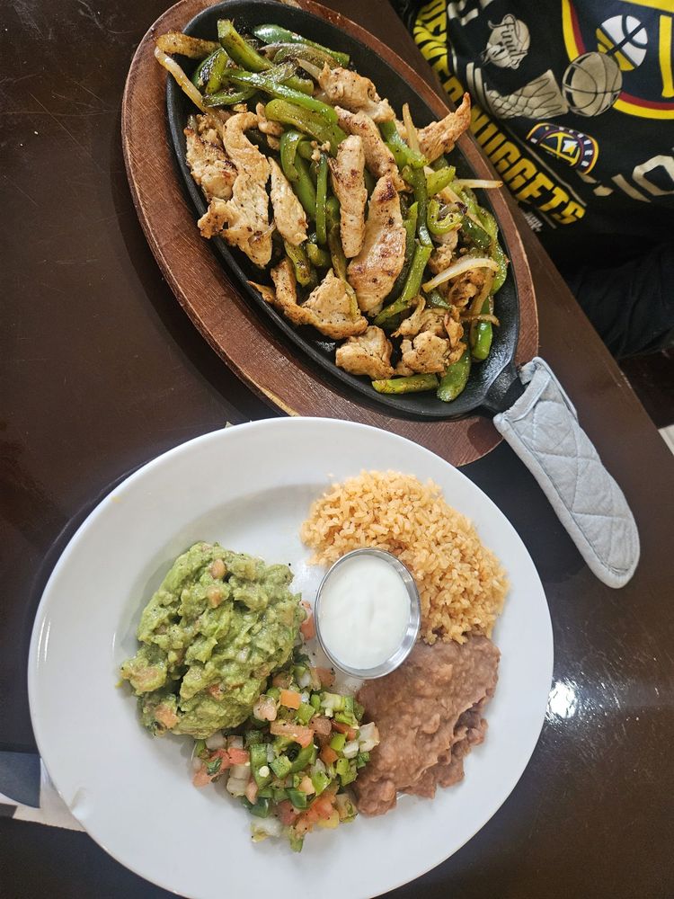 MERCED CAFE BAR & EVENT CENTER - Updated December 2025 - 13 Photos & 12 ...